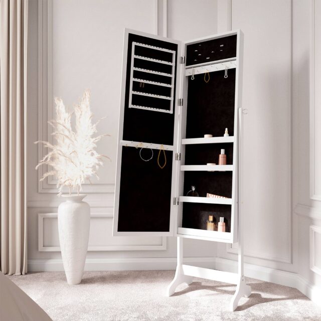 Benefits Of A Jewellery Cabinet, Your Jewellery Needs Us